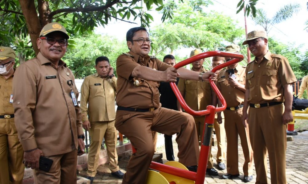 Taman RTH Gorut Kini Lengkap Dengan Alat Fitnes Outdoor. - Barakati ID